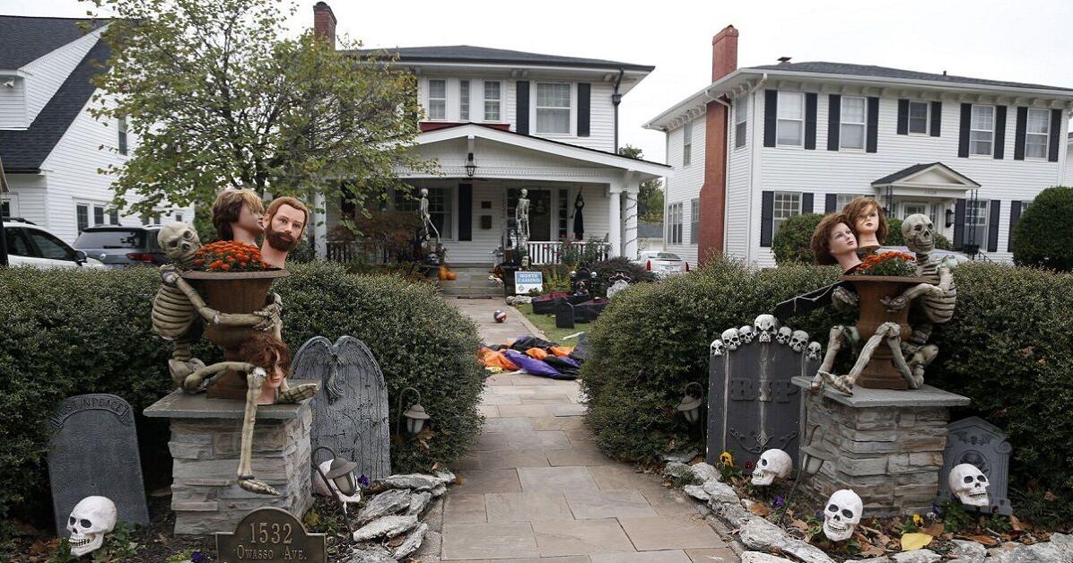 Photos: Halloween decorations around the Tulsa area