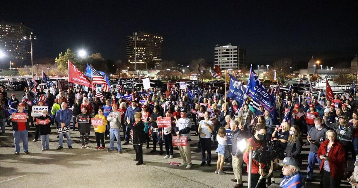 Throwback Tulsa: Supporters for Donald Trump gather at LaFortune Park ...
