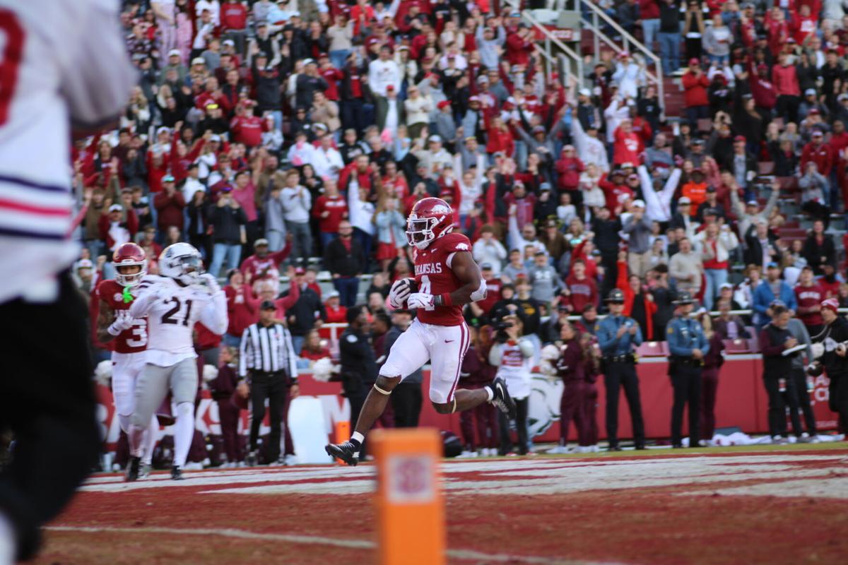 Razorbacks drop seventh straight, hand Bulldogs SEC win | Sports ...