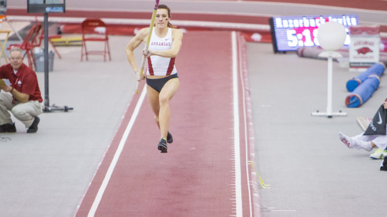 Women's Razorback Track 2014 | Sports | uatrav.com