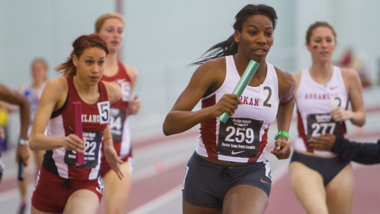 Women's Razorback Track 2014 | Sports | uatrav.com