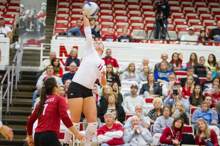 Volleyball: Arkansas v Ole Miss | Multimedia | uatrav.com