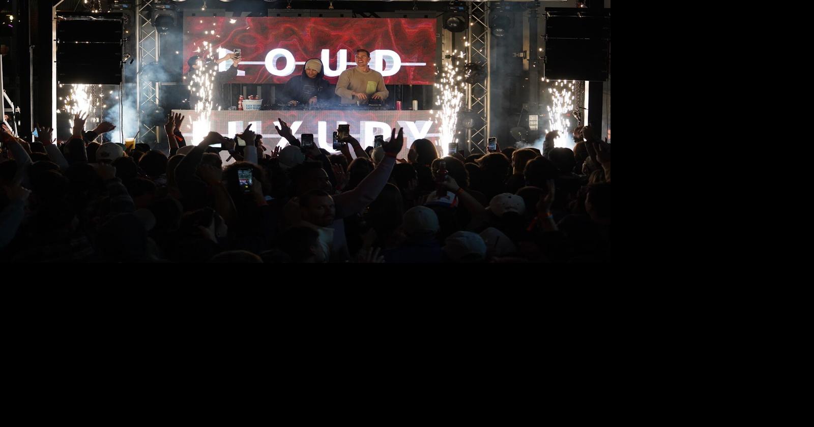 Bud Light Backyard Tour brings Razorback fans an elevated gameday ...