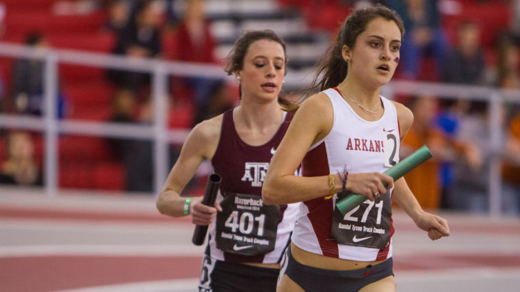 Women's Razorback Track 2014 | Sports | uatrav.com