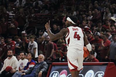 Davis makes rapid return to Hoop Hogs | Sports | uatrav.com