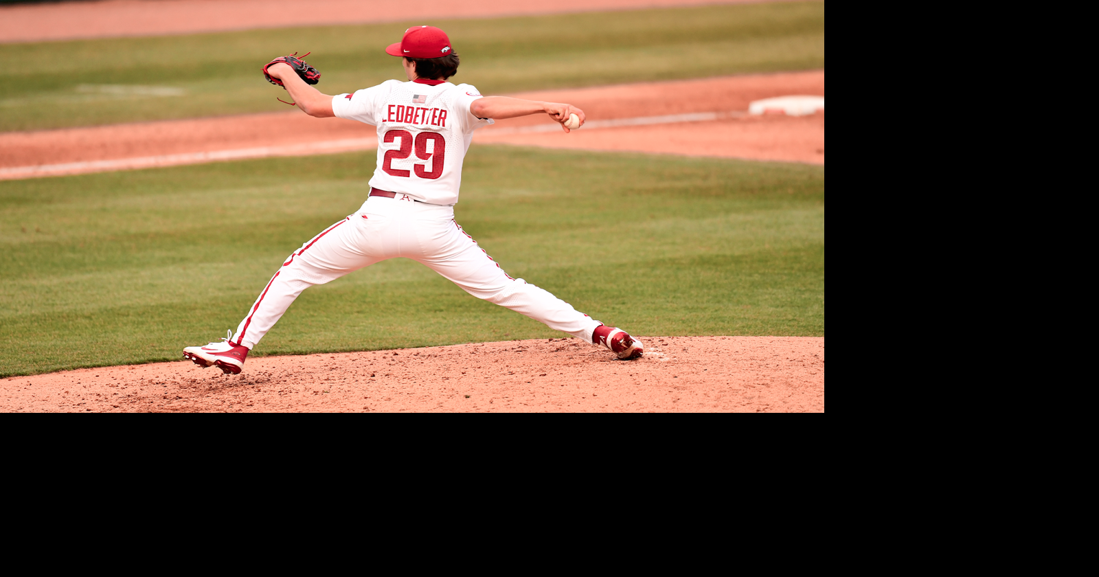 Arkansas pitcher turned quarterback details transition from baseball to ...