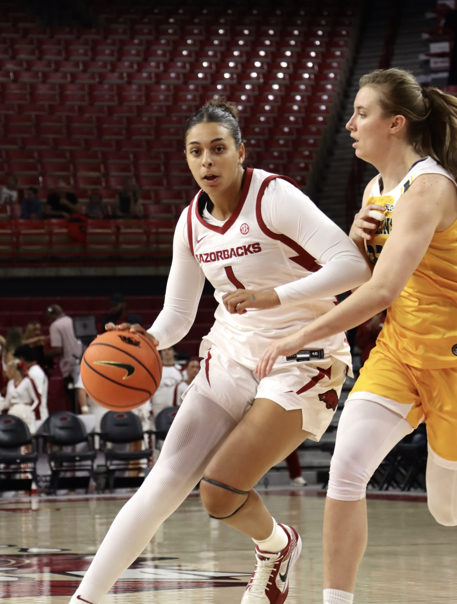 Lady Hoop Hogs take down Southeastern Louisiana | Sports | uatrav.com