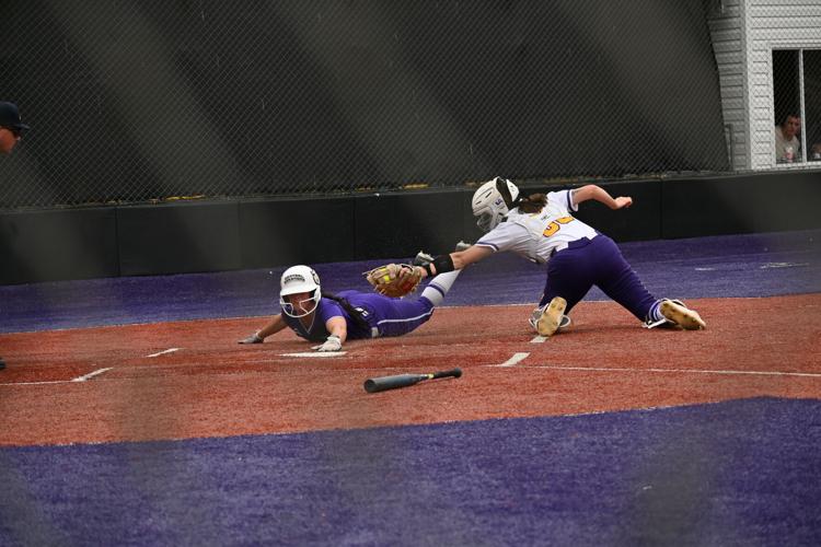 Bears stomp Bisons in series sweep | Sports | ucanews.live