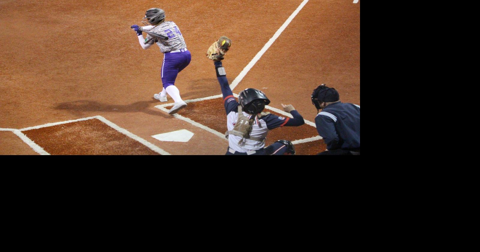 Softball shines in Shamrock Classic | Sports | ucanews.live