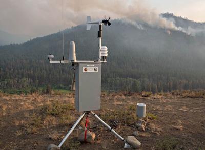 Green Ridge Fire grows to 40,000 acres as containment increases ...
