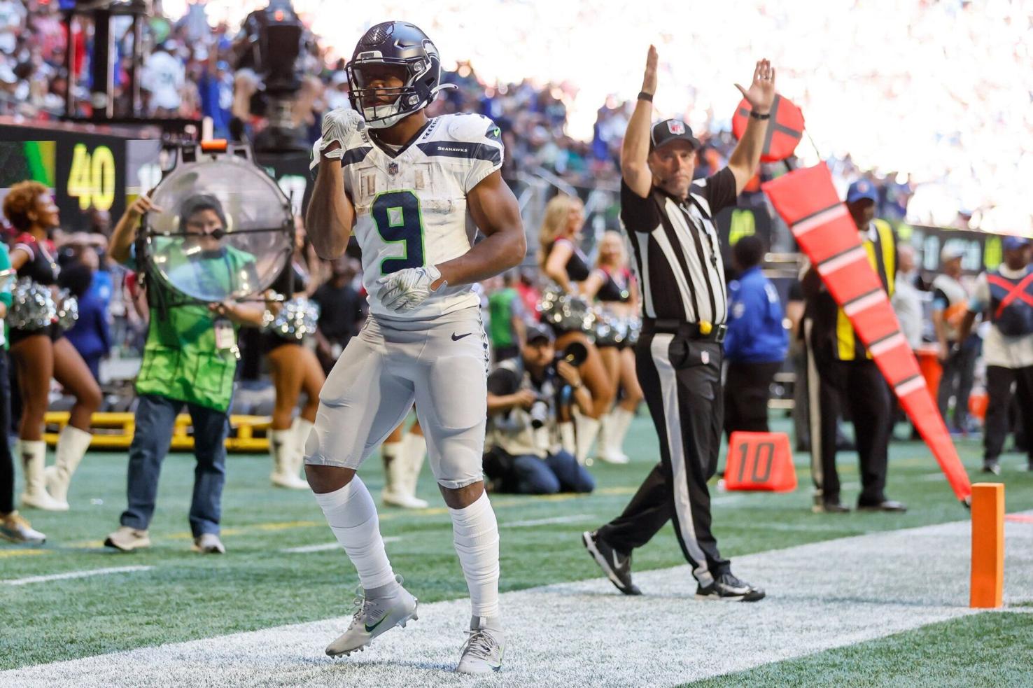 Kenneth Walker III ‘flu game’ new part of Seahawks lore | Notebook ...