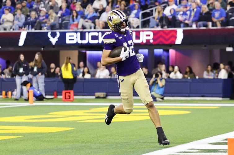 Could UW’s star WR Denzel Boston return to Huskies next season ...