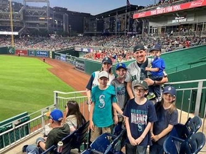 A Valentine’s Day dive into love stories bonded by Seattle sports ...