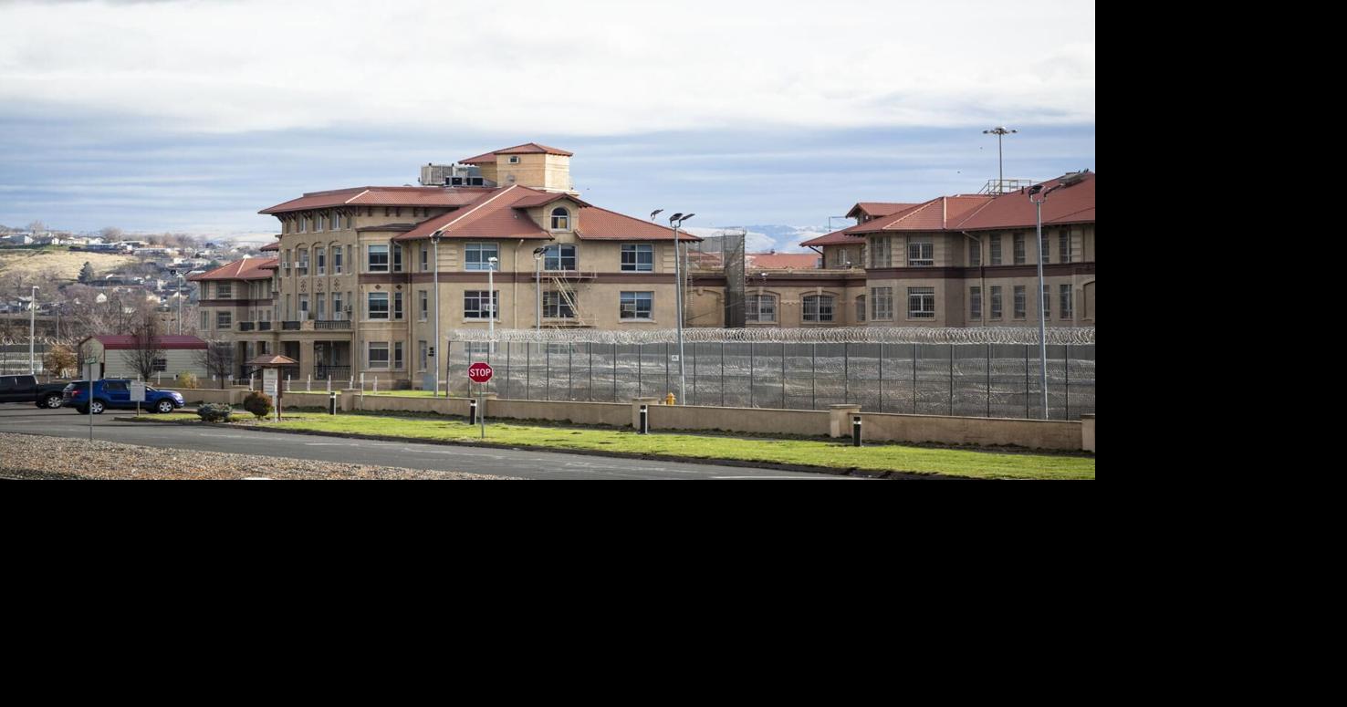 Officer under investigation for supplying drugs to inmates at Eastern ...