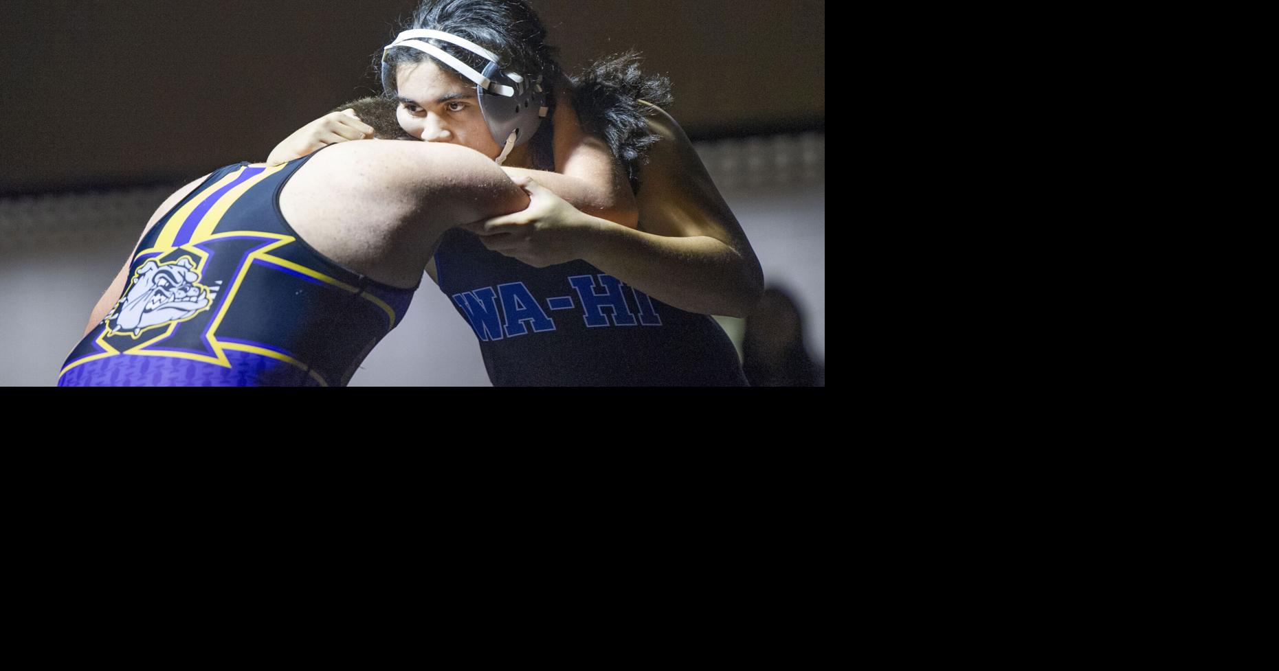 Blue Devils grapple with Hermiston | Photo Galleries | union-bulletin.com