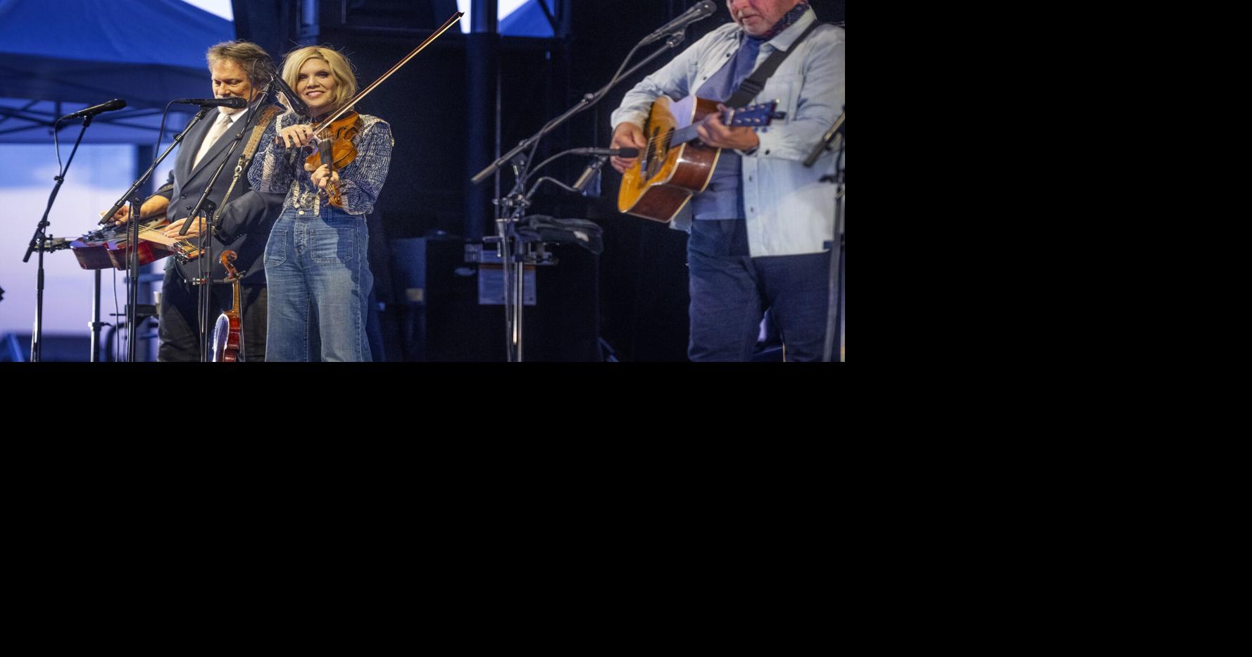 Alison Krauss and Union Station perform at Wine Country Amphitheater ...