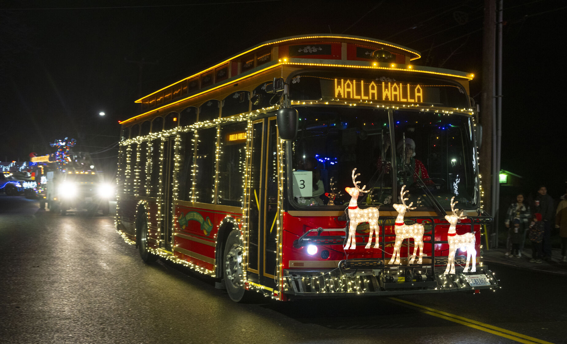 Walla Walla Valley holiday light contest and Jingle Bus route return in ...