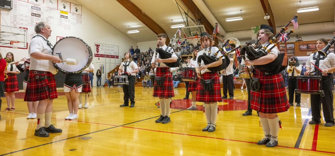 Rob McIntyre takes final bow as Athena-Weston band director | Education | union-bulletin.com