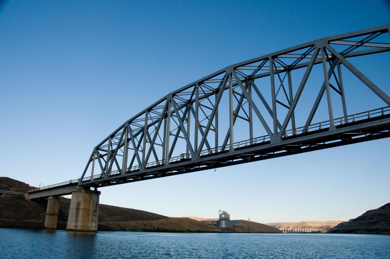 History of the Lyons Ferry Bridge and the Crossing of the Snake River ...