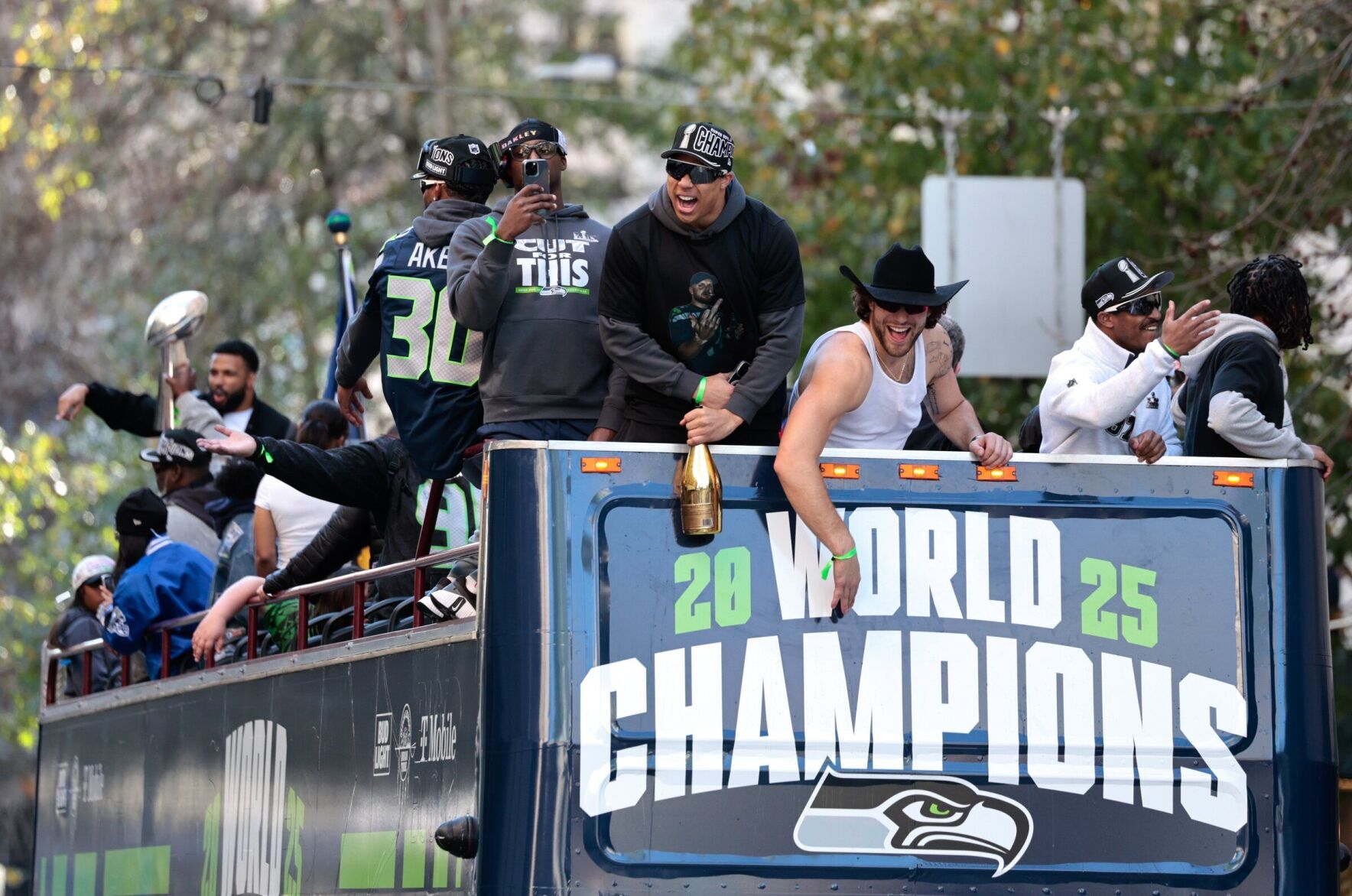 Social media highlights from Seahawks’ Super Bowl parade | Seahawks ...