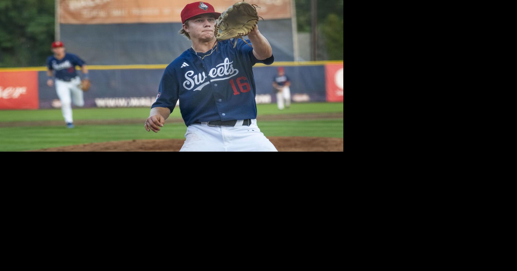 Walla Walla Sweets battling at Borleske Stadium | Photo Galleries ...