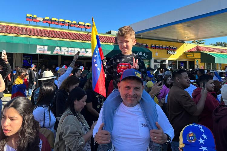 Ouster of Maduro government sparks celebrations among Venezuelans in ...