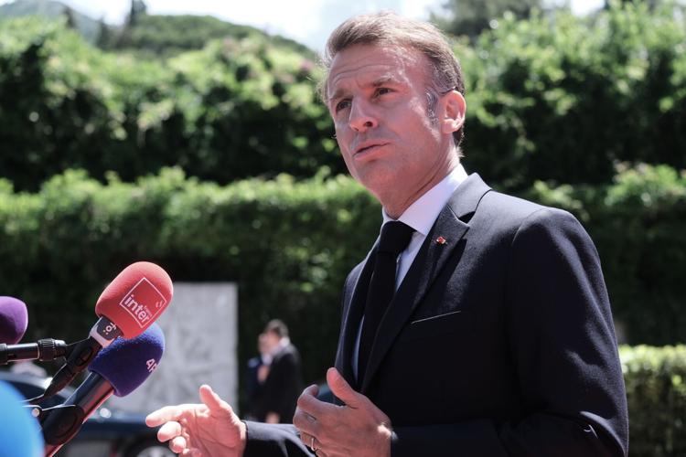 Starmer hosts Zelenskyy, Macron and Merz as Russian strikes kill 3 in ...