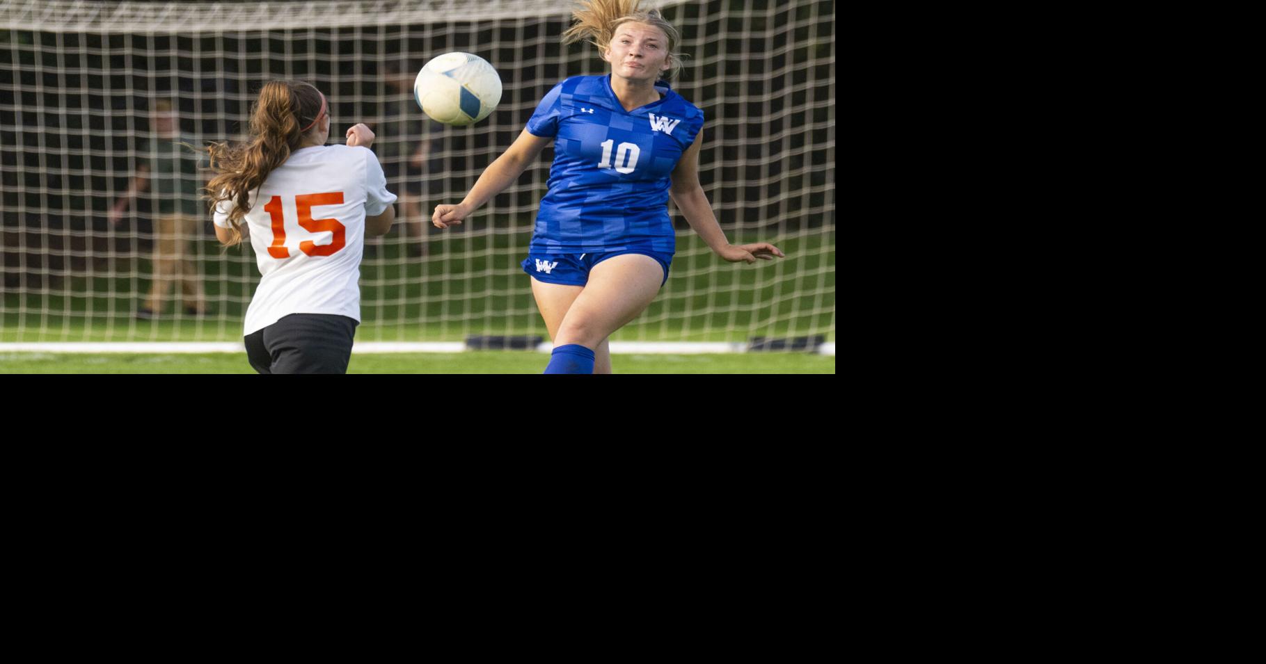 Wa-Hi soccer standout Hadley Hiner, Blue Devils ready for playoffs ...