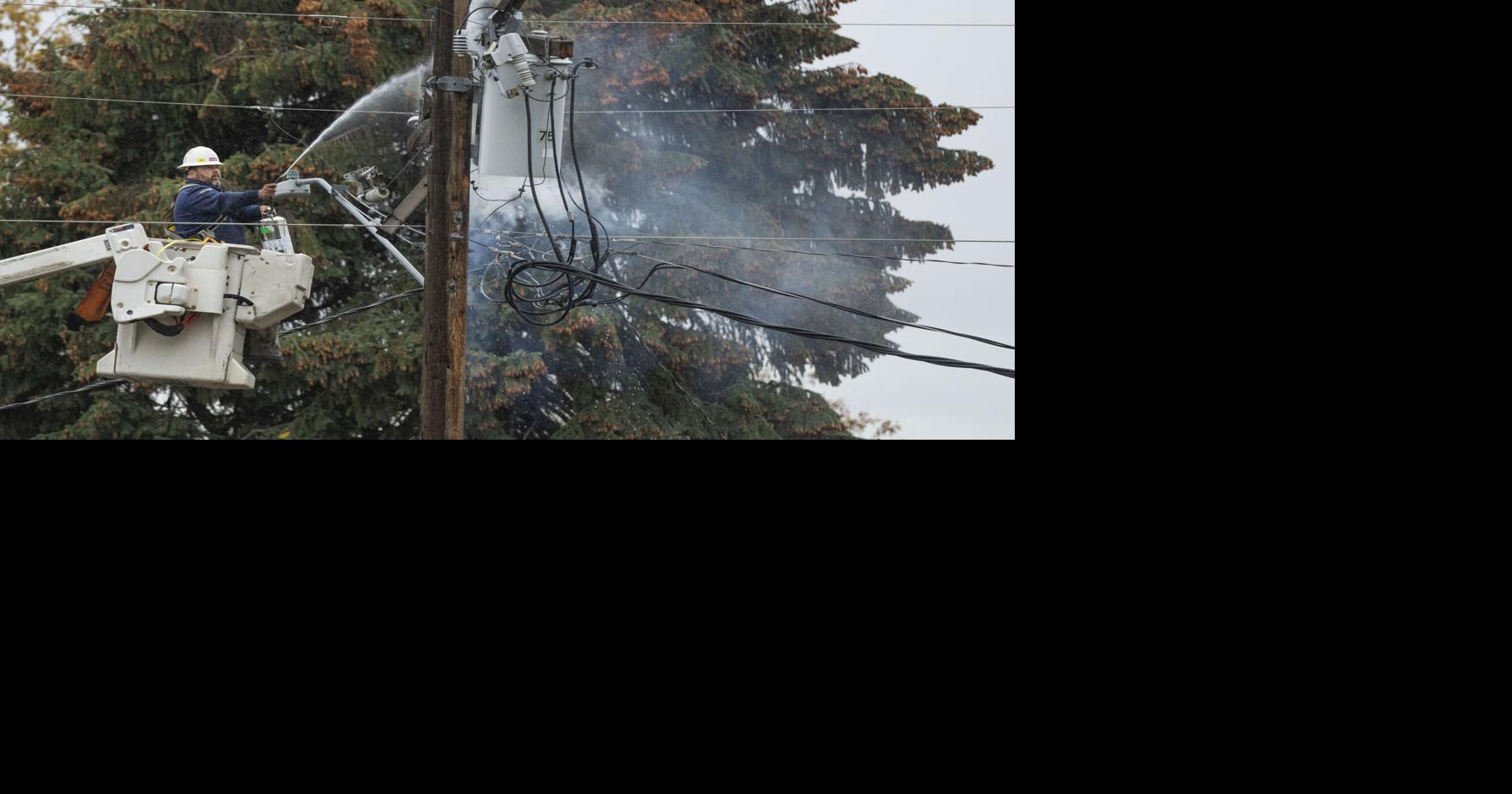 South 2nd Avenue utility pole fire causes service disruptions in Walla ...