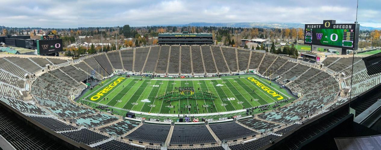 Photos: UW football vs. Oregon | University Of Washington | union ...