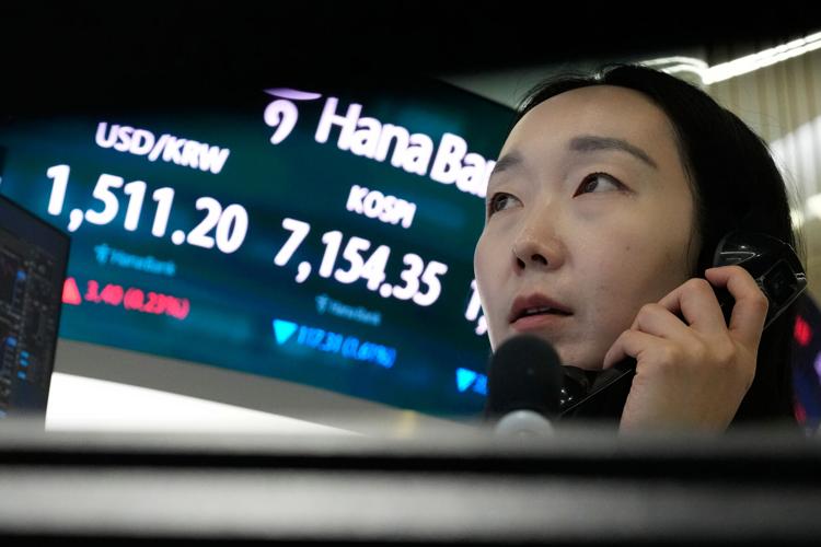 US stocks rally after pressure eases from the bond market and oil ...