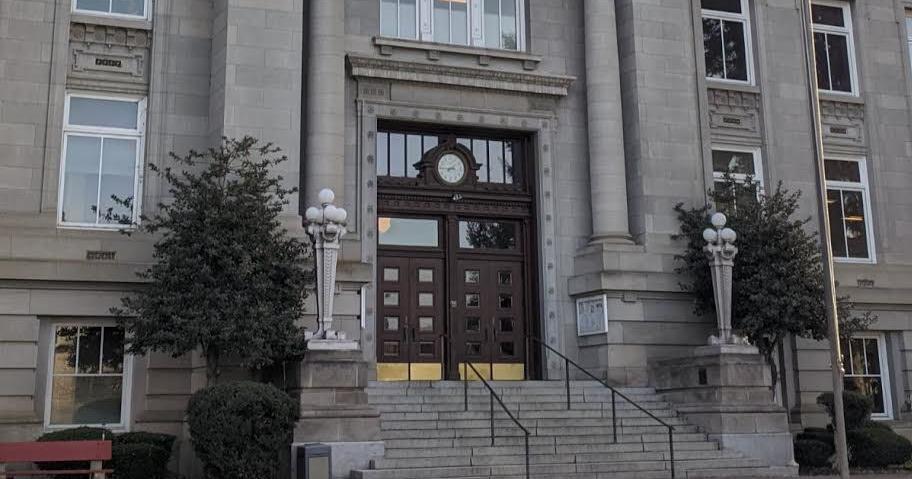 Man accused of stabbing pleads guilty to misdemeanors | Courts And ...