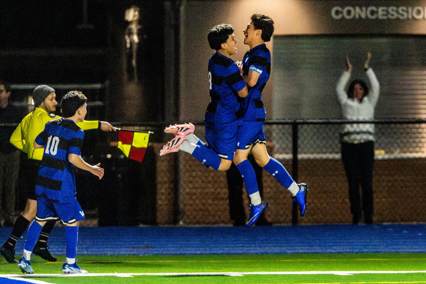 PHOTOS: Wa-Hi boys soccer defeats Hanford in overtime | Photo Gallery ...