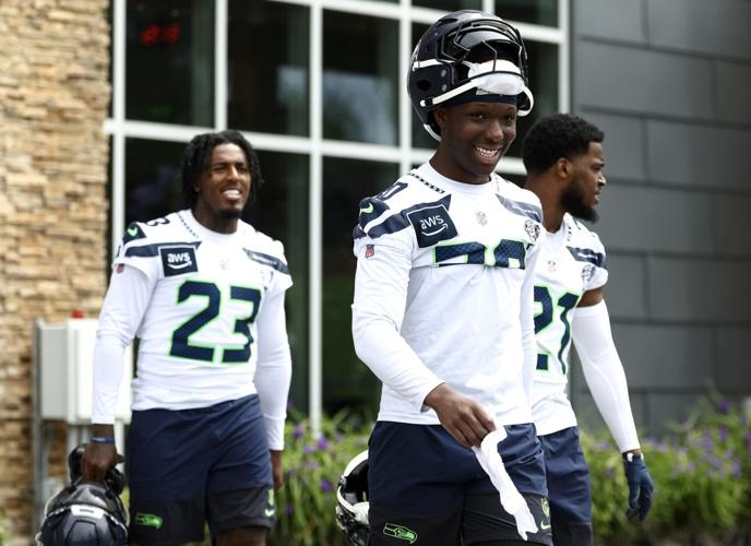 Seahawks’ Derick Hall takes sure thing to stay in ‘special’ place ...