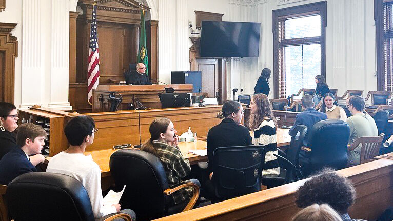 College Place students fill Walla Walla courtroom for mock murder trial ...
