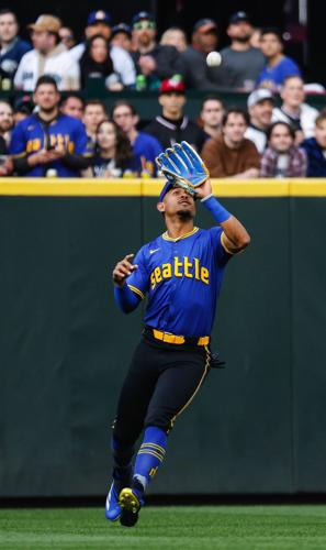 Photos: D-Backs at Mariners Friday Night Lights | Mariners | union ...