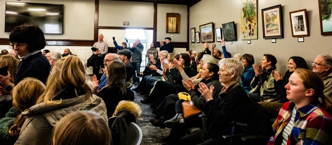 Rodney Outlaw takes oath to become newest member of Walla Walla City ...