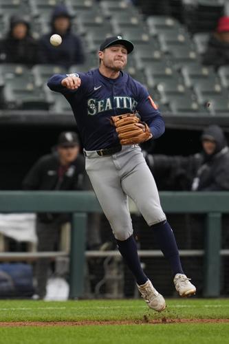 Mariners power past White Sox to grab another road series win ...