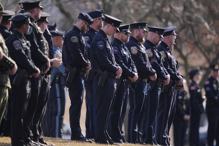New report shows a 25% drop in deaths of on-duty law enforcement ...