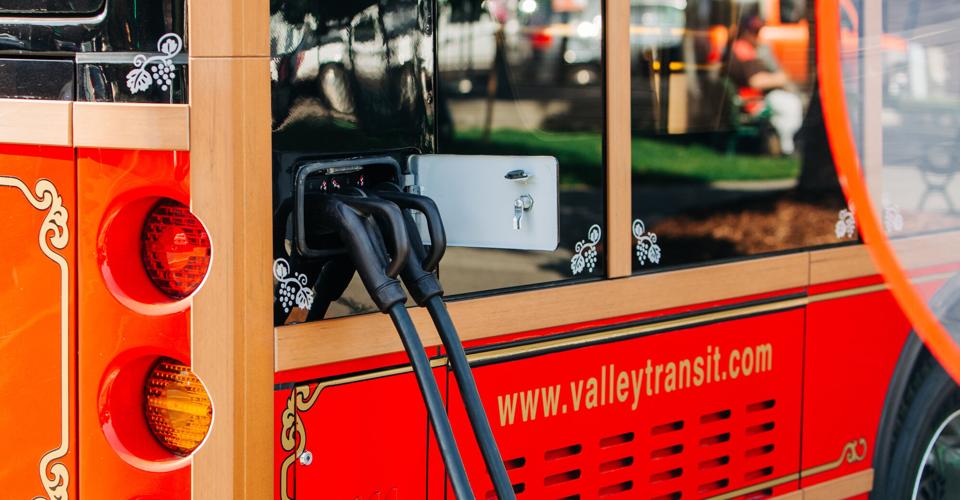 Electric buses gain traction in Walla Walla Valley | Transportation ...
