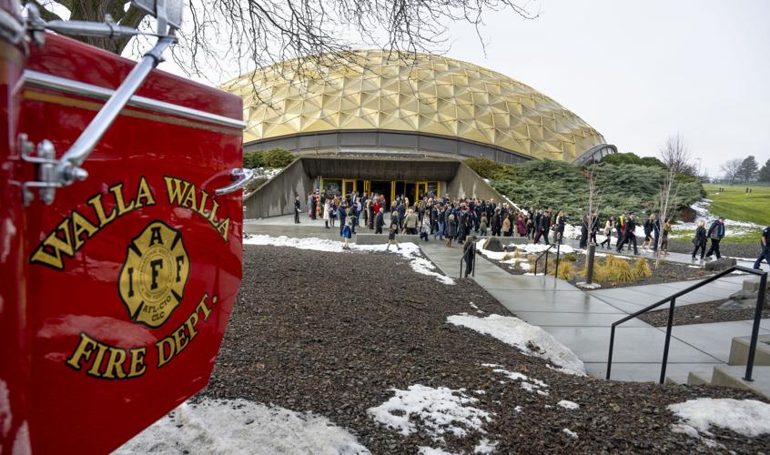 Community bids tearful goodbye to fallen Walla Walla firefighter Ryan ...