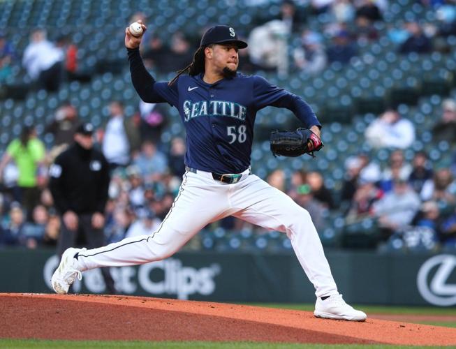 Photos: Mariners vs. Braves | Mariners | union-bulletin.com