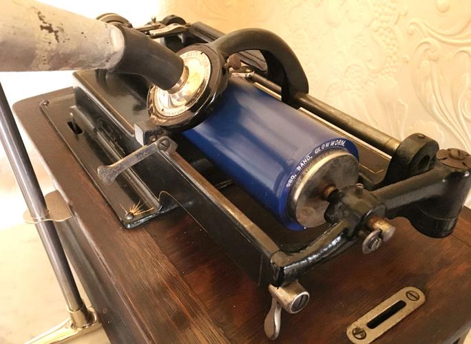Edison phonograph brings music of 1909 alive at Kirkman House Museum ...