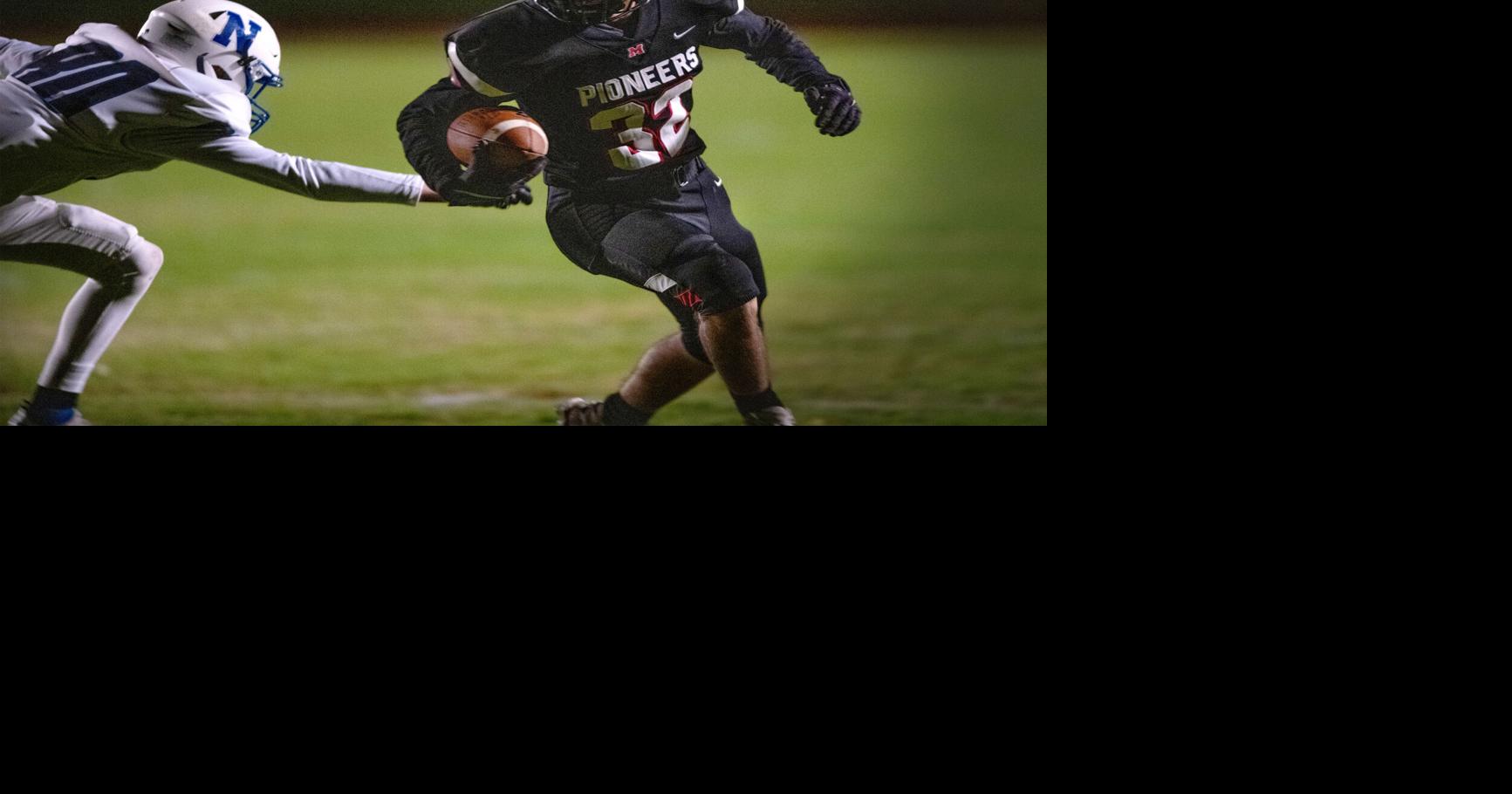 Pioneers battle Nyssa to overtime football loss | Mcloughlin High ...