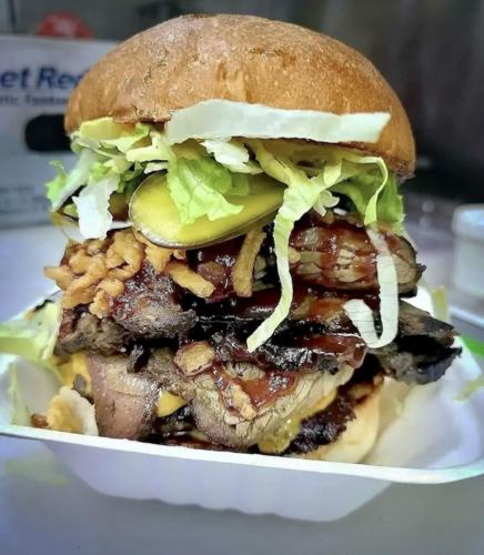 FU-Burger in Walla Walla wows diners with bold flavors, comfy ...