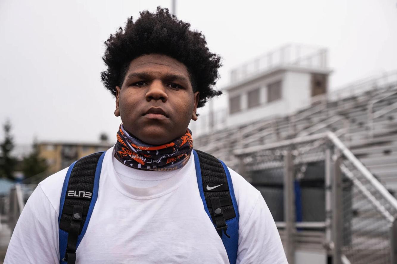 Five-star 2022 OT Josh Conerly Jr. spurns hometown Huskies in favor of ...