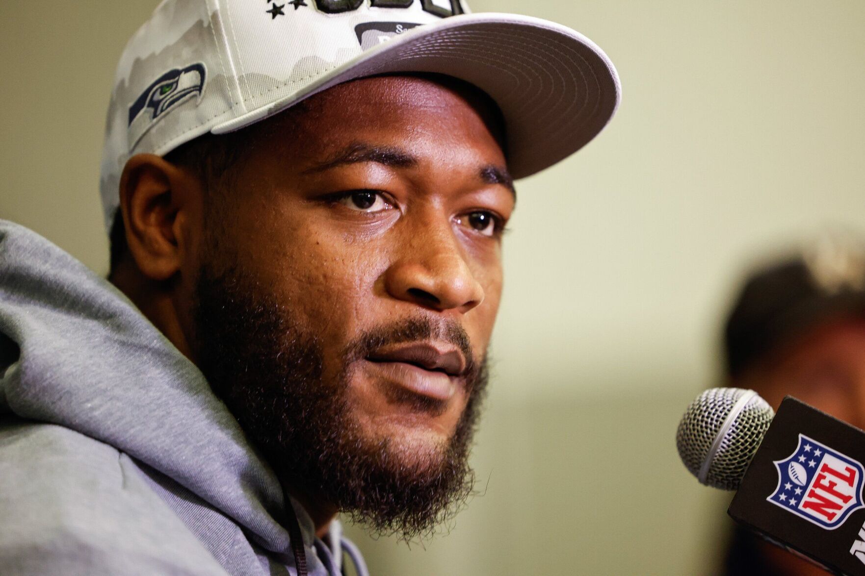 Seahawks’ Ernest Jones IV claps back at Rams receiver Puka Nacua ...