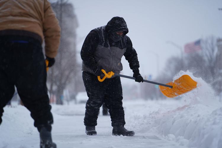 30 people dead from effects of winter storm as more freezing cold ...