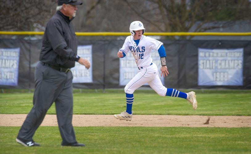 Walla Walla High takes two league baseball games from Chiawana | High ...