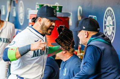 A glove story: How Eugenio Suárez revived his career with help from ...